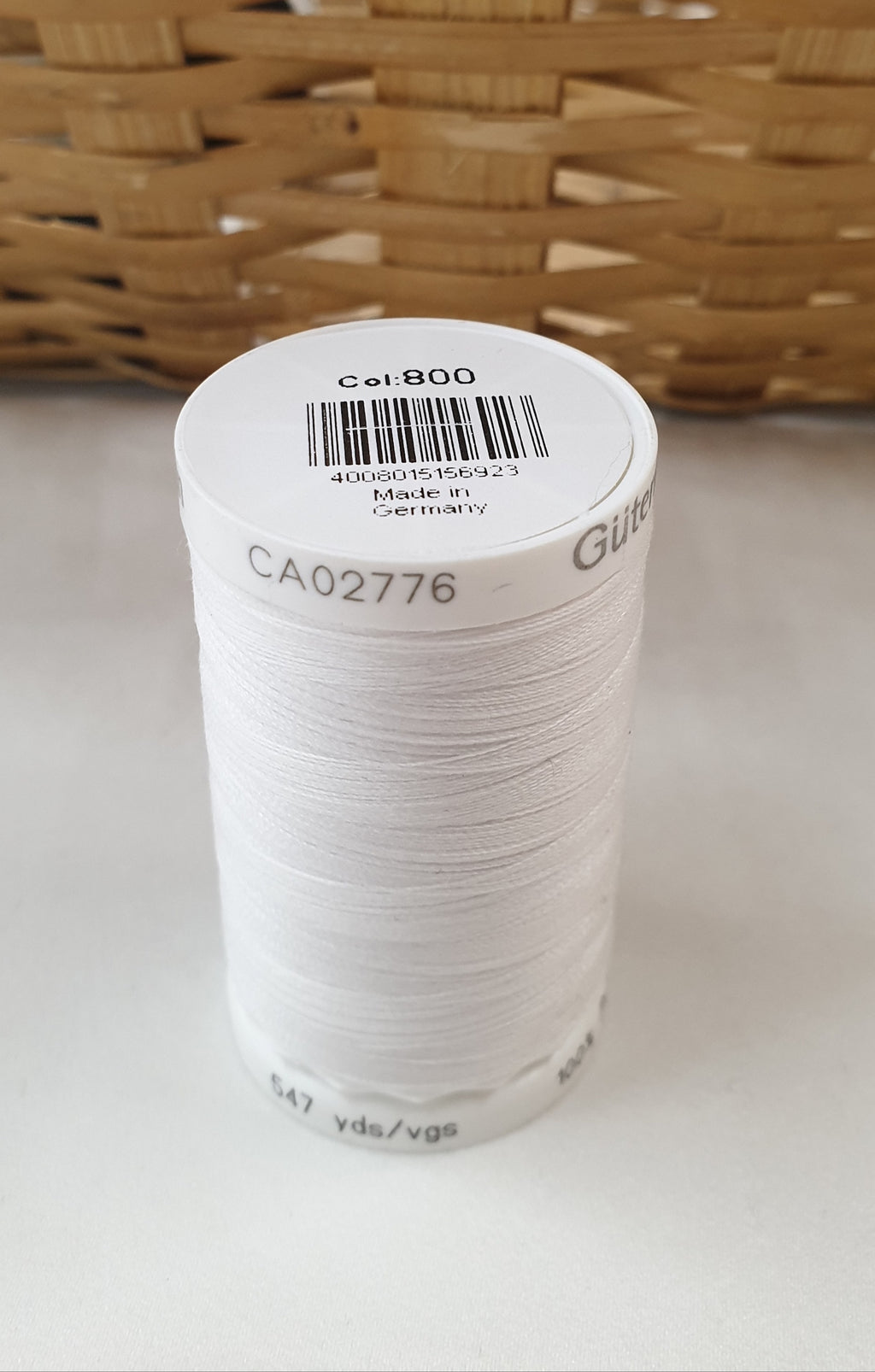 Gutermann Thread White 500m – DK Fabrics
