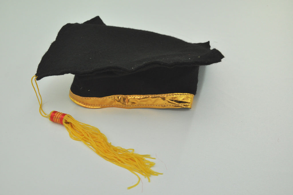 Scholar Hat – DK Fabrics